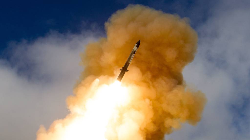 What does Raytheon have planned for the SM-3 in 2019?