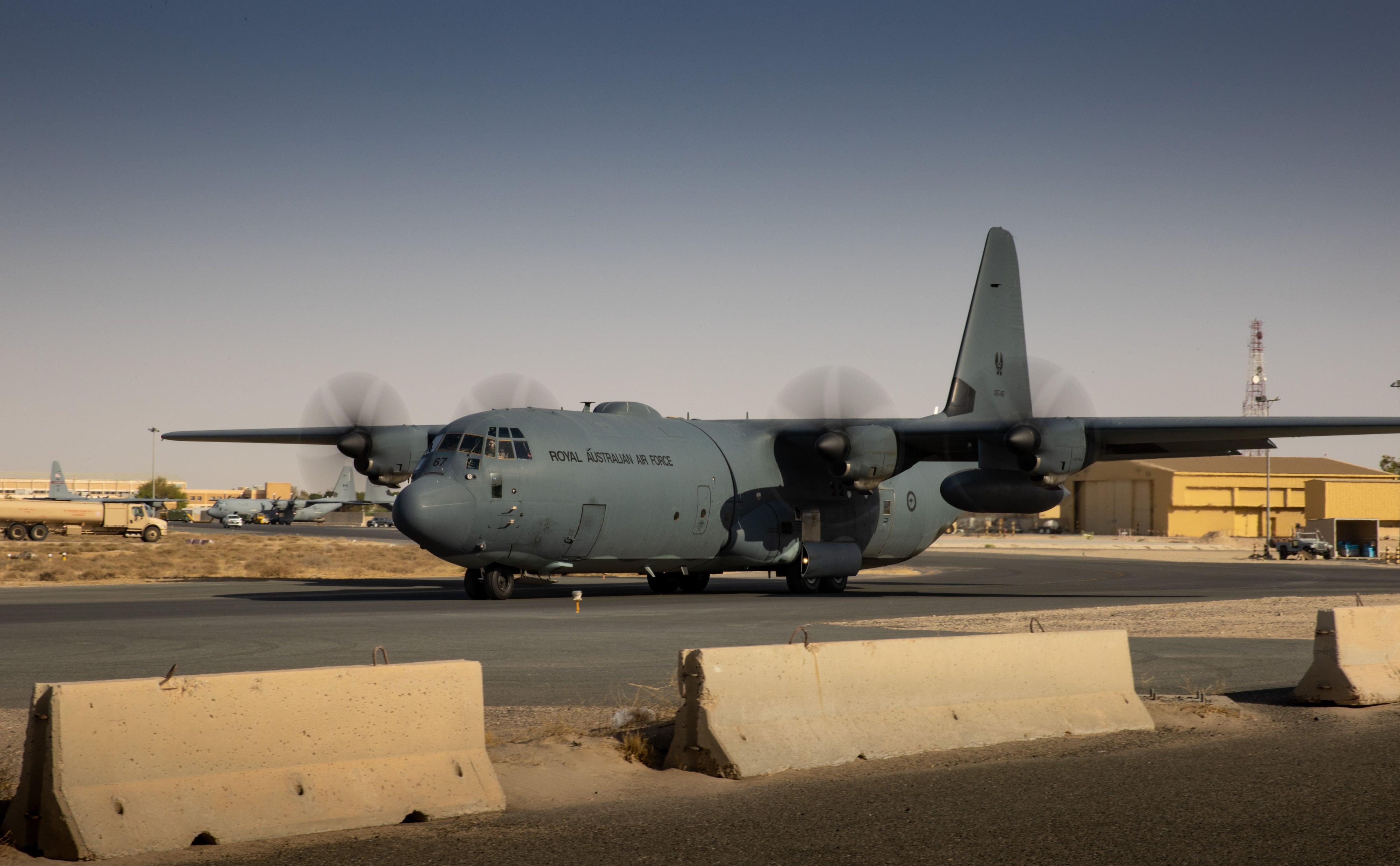 Usaf C 130j