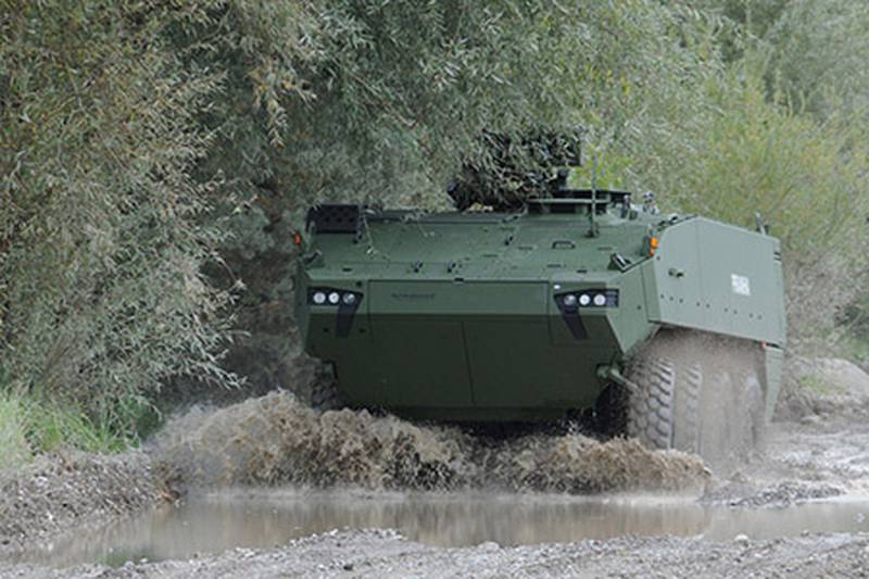 Danes Pick Piranha 5, Suspend Artillery Duel