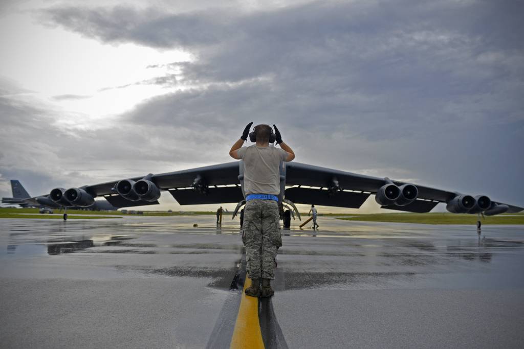 US Air Force launches contest to replace the B-52 bomber’s engine