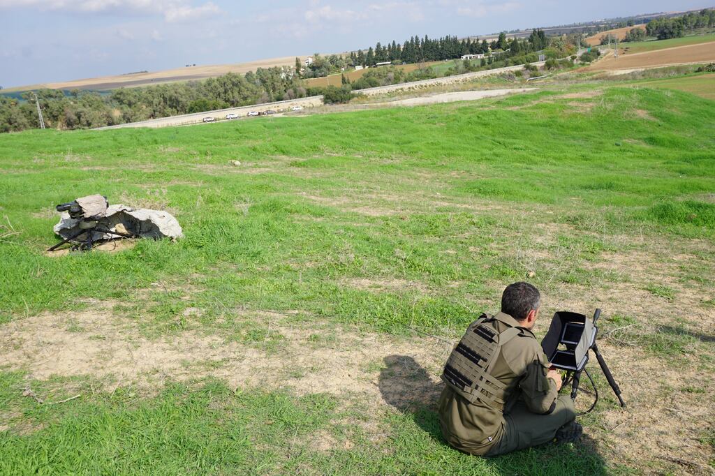 No lasers here: Elbit demos targeting system that could help conceal user