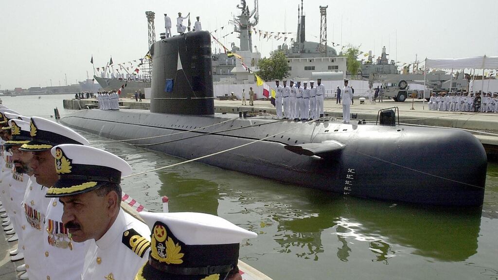 Pakistan Unveils VLF Submarine Communications Facility