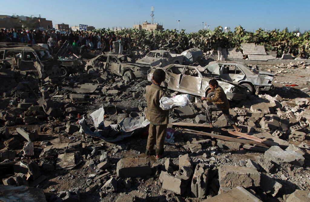 Saudi Strikes Yemeni Rebels; Iran Warns