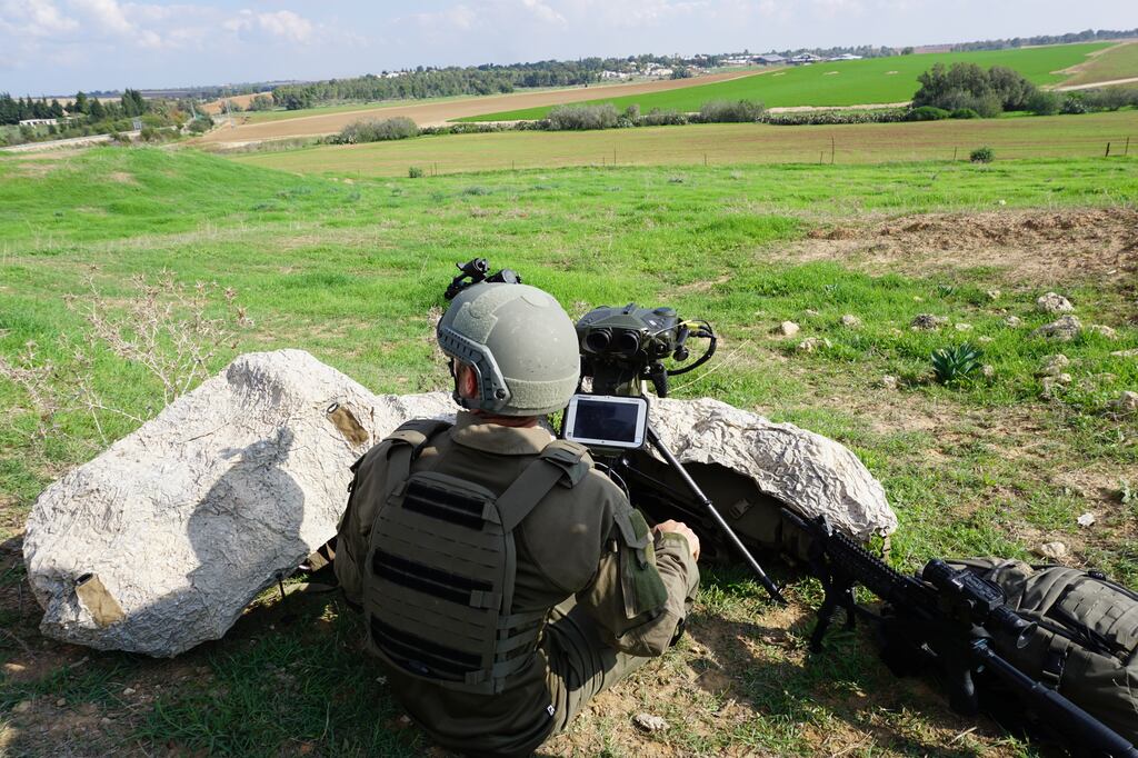 No lasers here: Elbit demos targeting system that could help conceal user