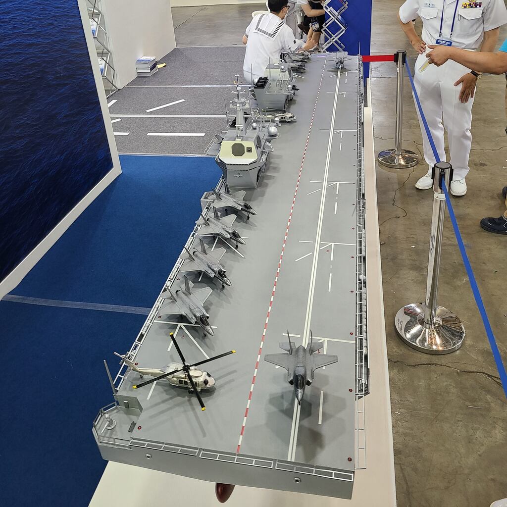 South Korean shipbuilders unveil competing carrier designs