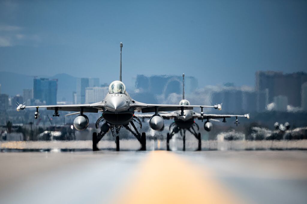 US Air Force plans self-flying F-16s to test drone wingmen tech