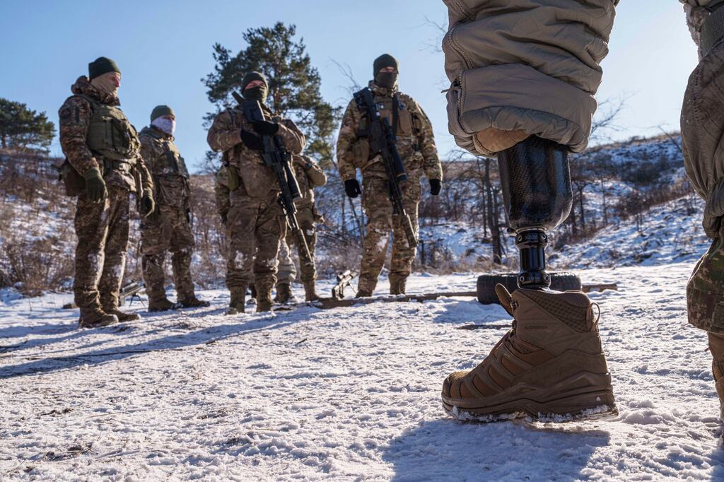 Back to war: Wounded Ukrainians return to battle after amputation