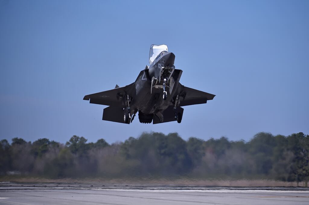Israeli Fighter Pilots Head to US for F-35 Training