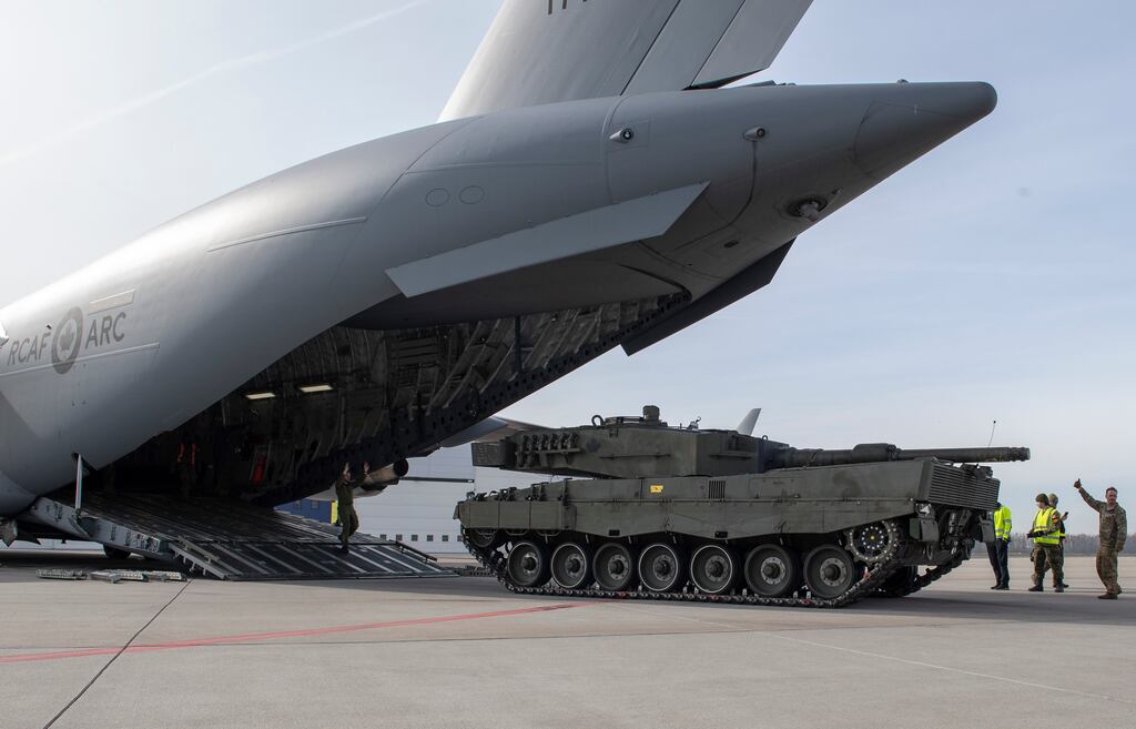 To maintain or replace? That is the question for Canada’s tank fleet.