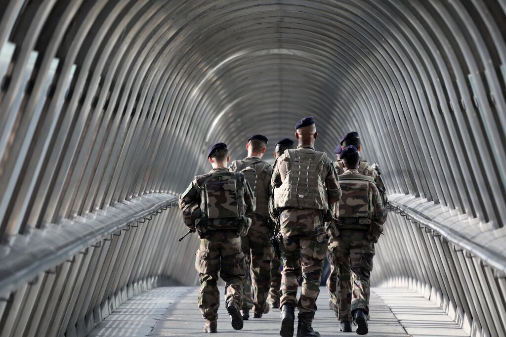 France revamps domestic Sentinel anti-terrorism program