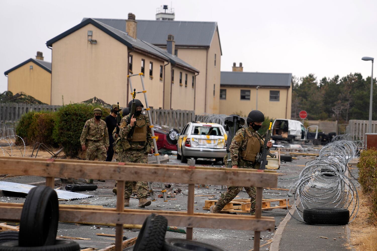 See Ukrainian troops go through urban combat training in the UK