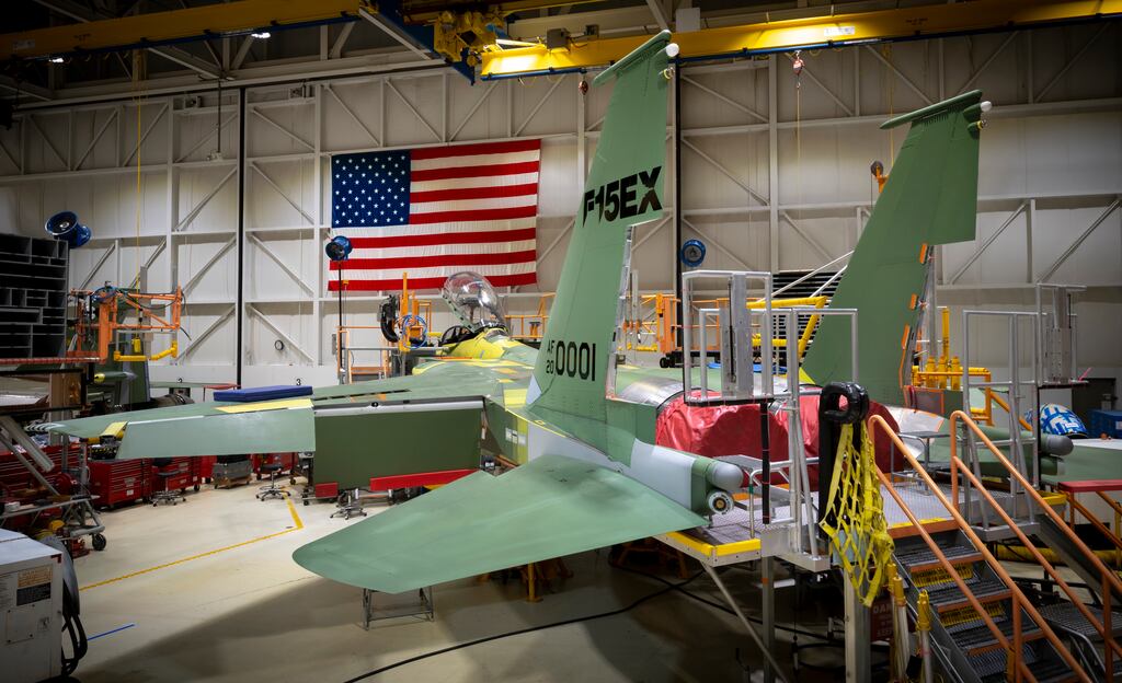 The US Air Force has built and flown a mysterious full-scale prototype ...