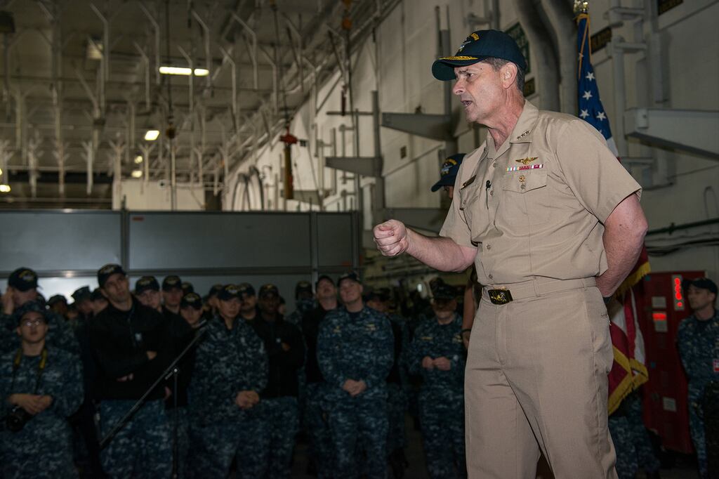 Flush with cash, the Navy bores in on aviation readiness amid a crisis
