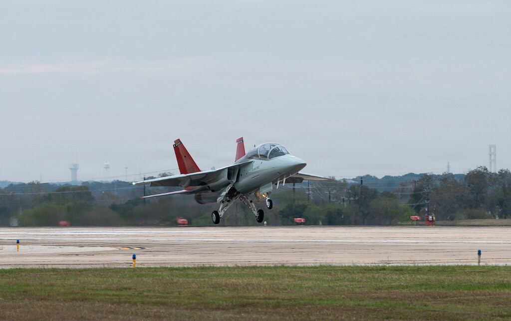 US Air Force instructor pilots have first T-7 in training milestone