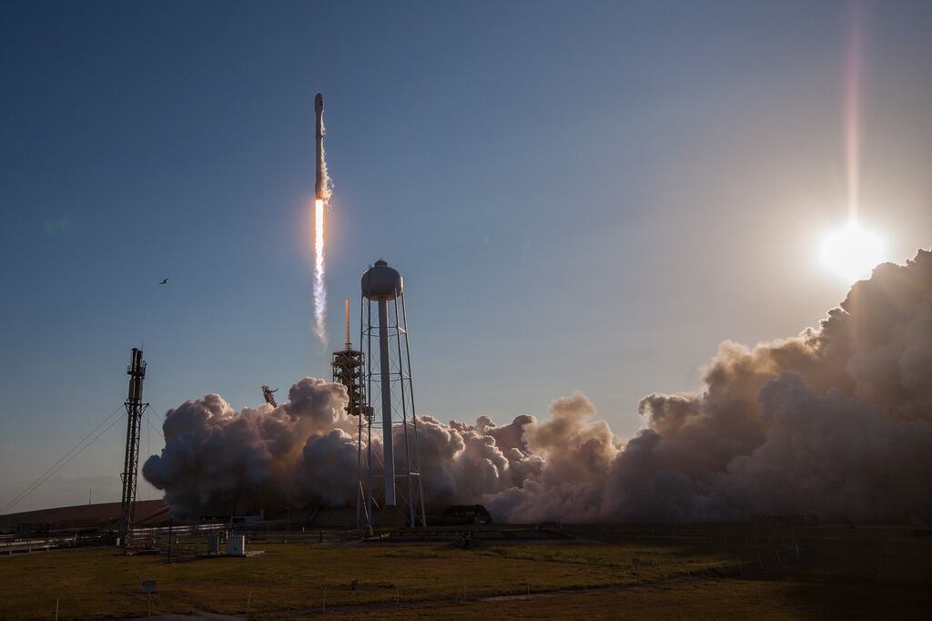 SpaceX reuses Falcon 9 rocket, but long road ahead for military adoption