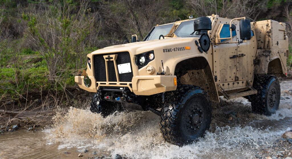 Oshkosh agrees to buy Pratt Miller for $115M