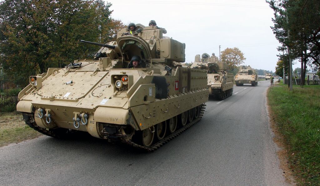 US Army Pushes More Engineer, Artillery, Commo Gear to Europe