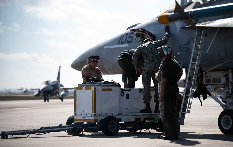 Seeking to make F-35s ready for war, maintainers think outside the box