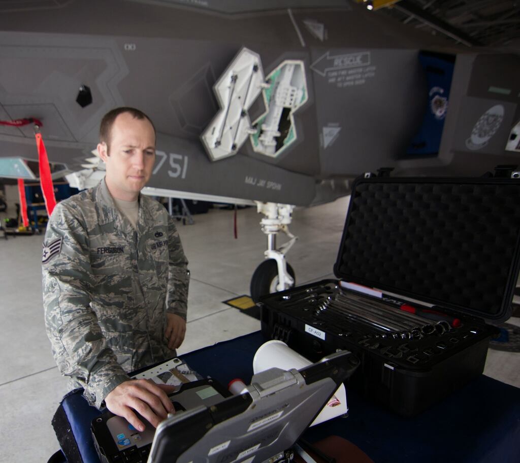 F-35 logistics system all set for US Air Force and Navy, not yet for ...