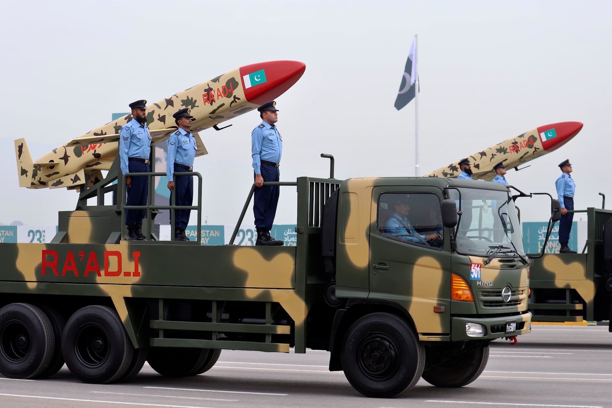 Pakistan unveils aircraft and rocket programs, parades military tech