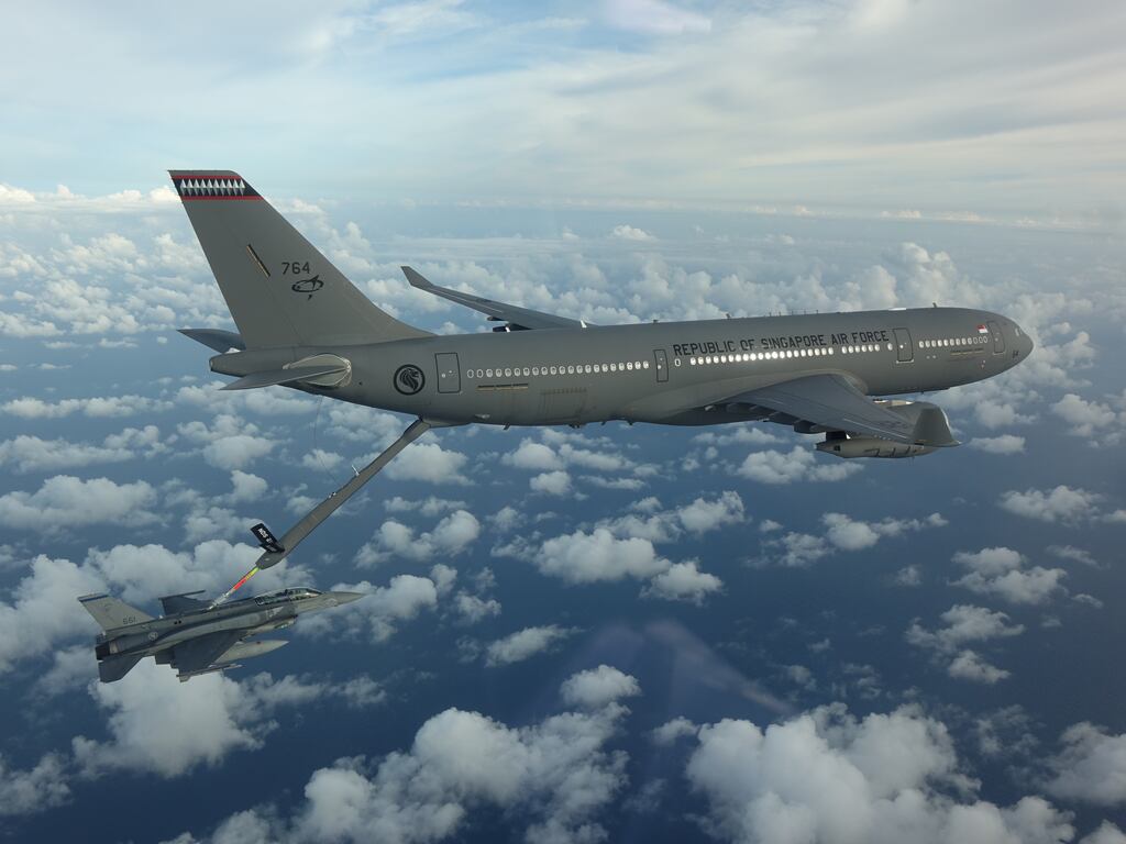 Denmark signals plan to join European air refueling pool, buy tankers