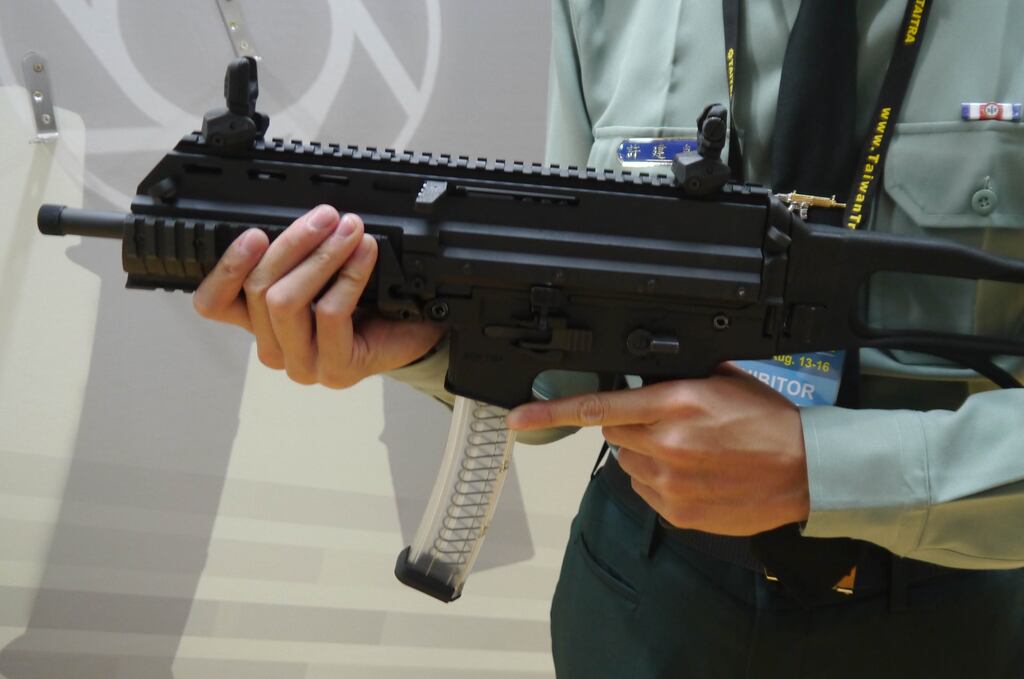 Taiwan Defense Show Exhibits New Weapons