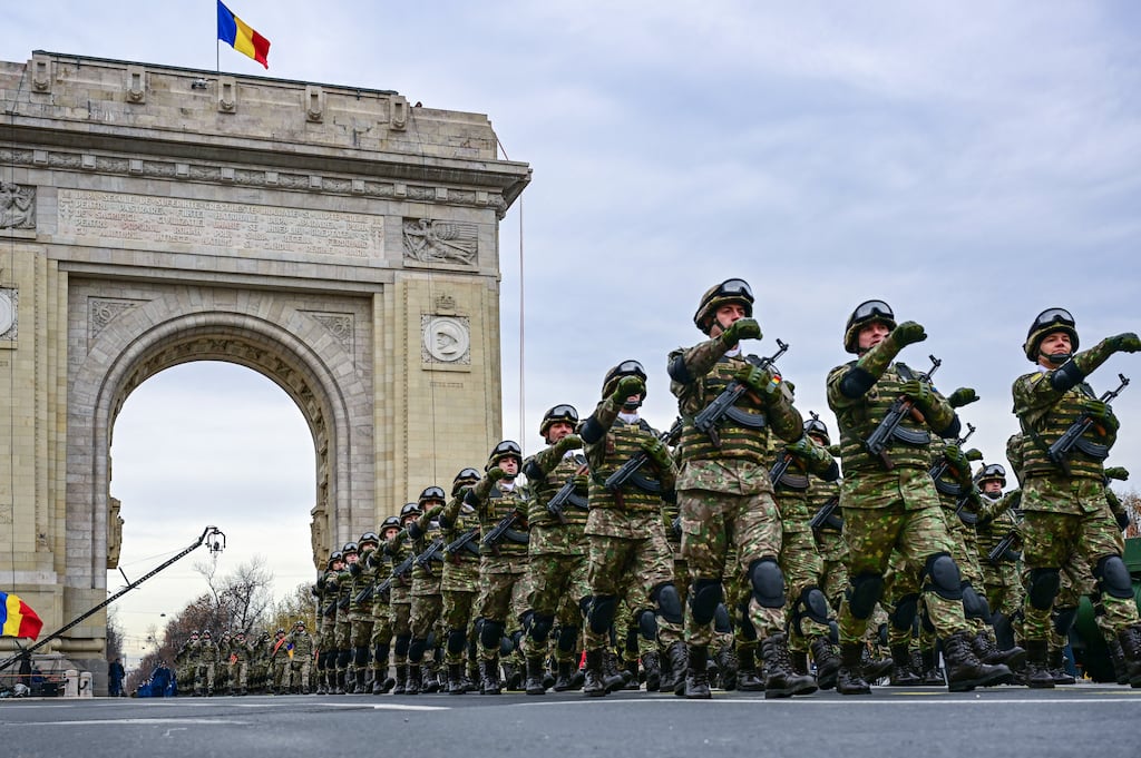 Romanian government readies fighting vehicle, howitzer deals in 2024
