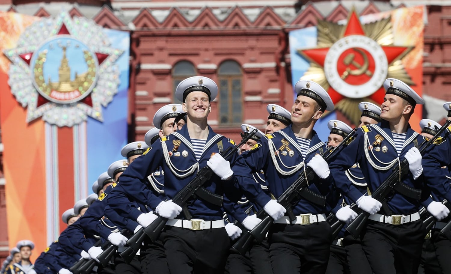 Russia’s hypersonic missile debuts alongside new military tech at parade