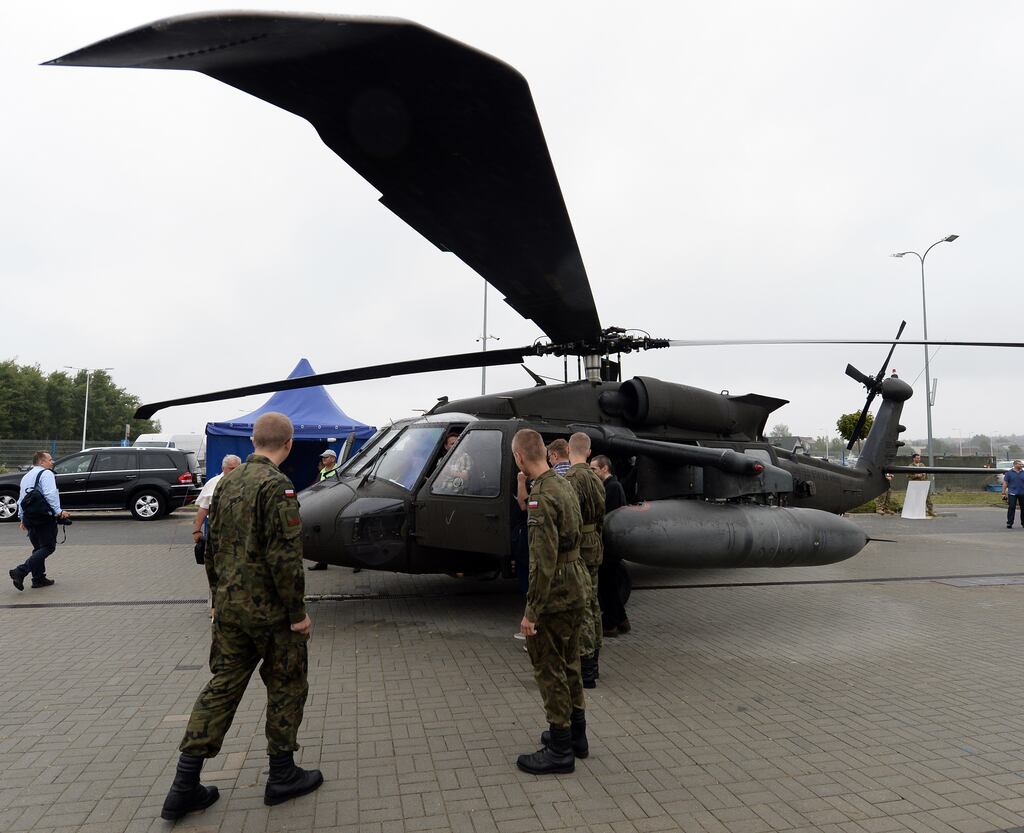 Poland, Romania tee up helicopter tenders, target 2 percent defense ...